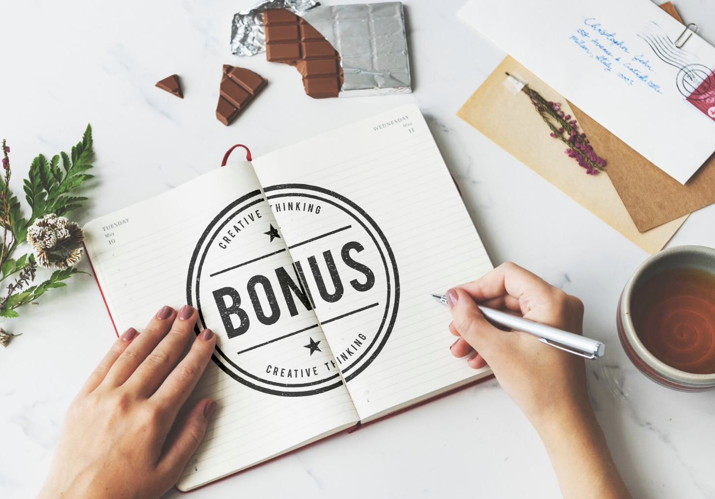 Avantages financiers : primes, augmentations, épargne salariale